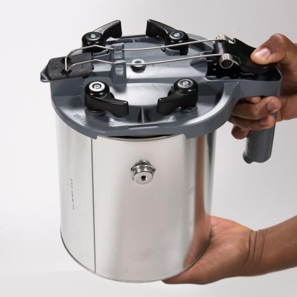 Easy Pour Lid GAL/3.78L Fillon